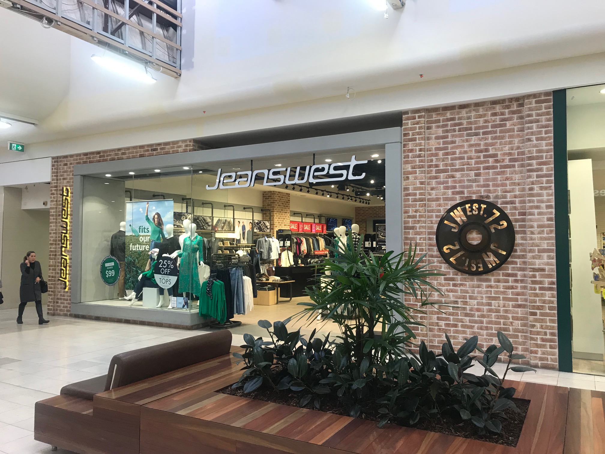 Highpoint Shopping Center, Maribyrnong VIC 3032 | popshop