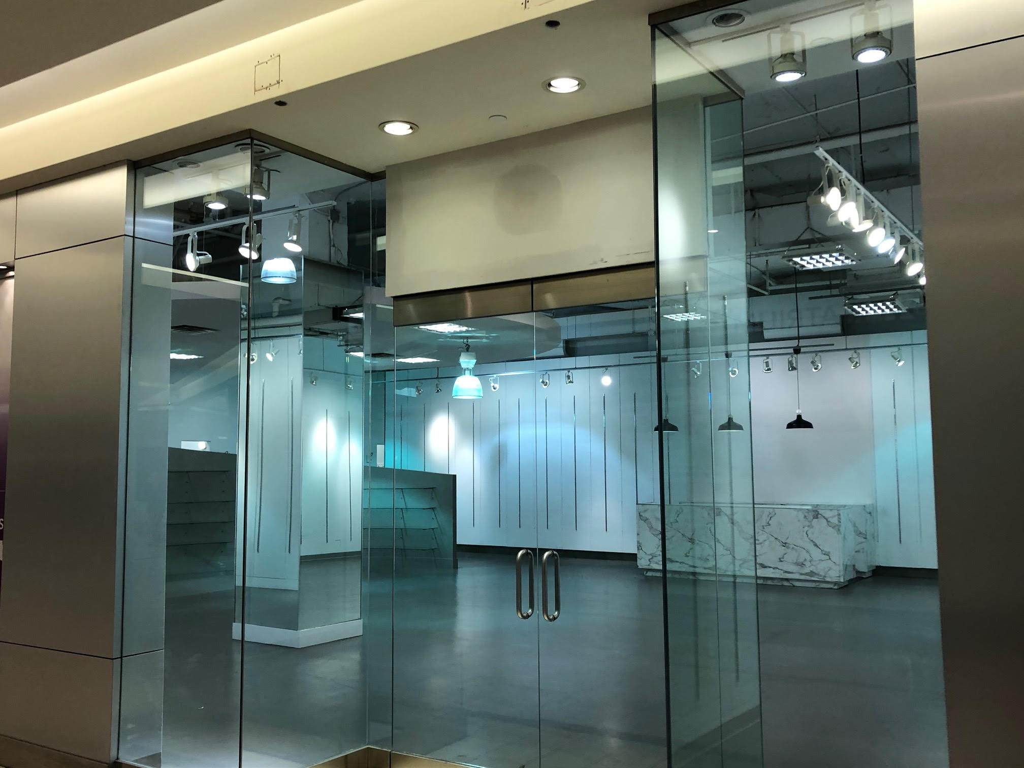 595 Bay St, Toronto, ON Unit S-01A -2 | popshop