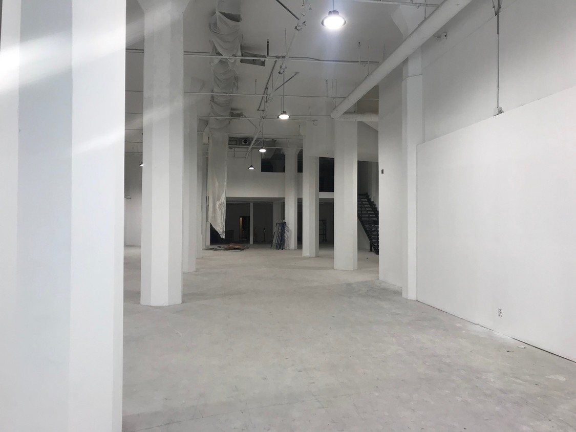 643 S Olive St, Los Angeles | popshop