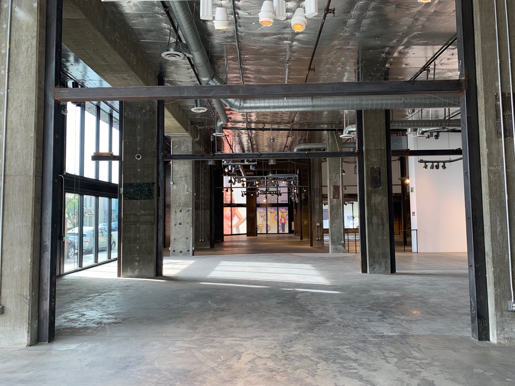 8175 Melrose Avenue, Los Angeles, CA 90046 | popshop